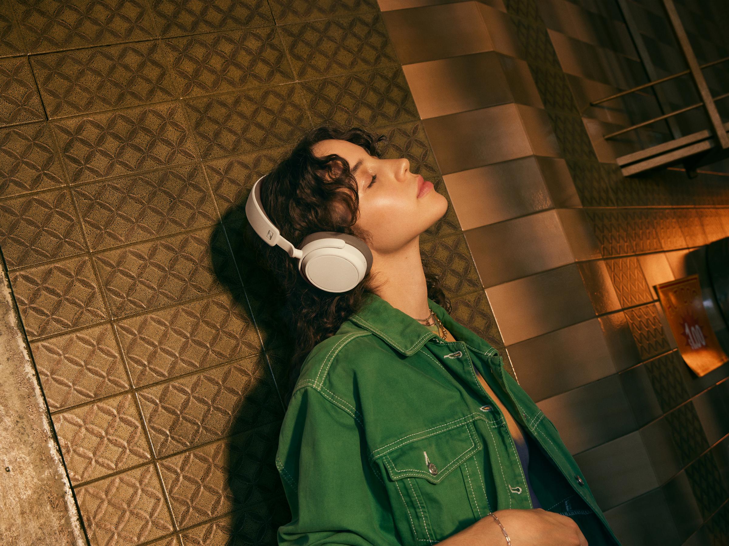 Tous les audiophiles – Sennheiser CH - Sonova Consumer Hearing ...